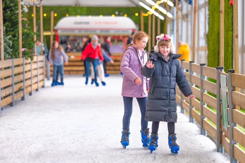 Enjoy 25% off your festive family day out to iceskating.ie