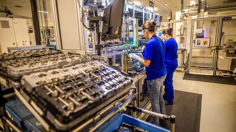 BorgWarner amplia produção e terá nova linha de turbos no Brasil em 2027