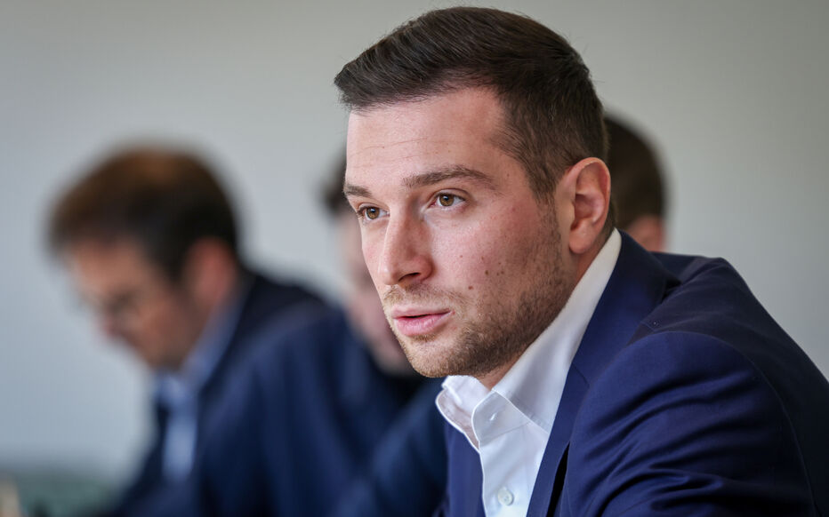 « Vous fréquentiez sa fille » : cette phrase qui a fait vaciller Jordan ...