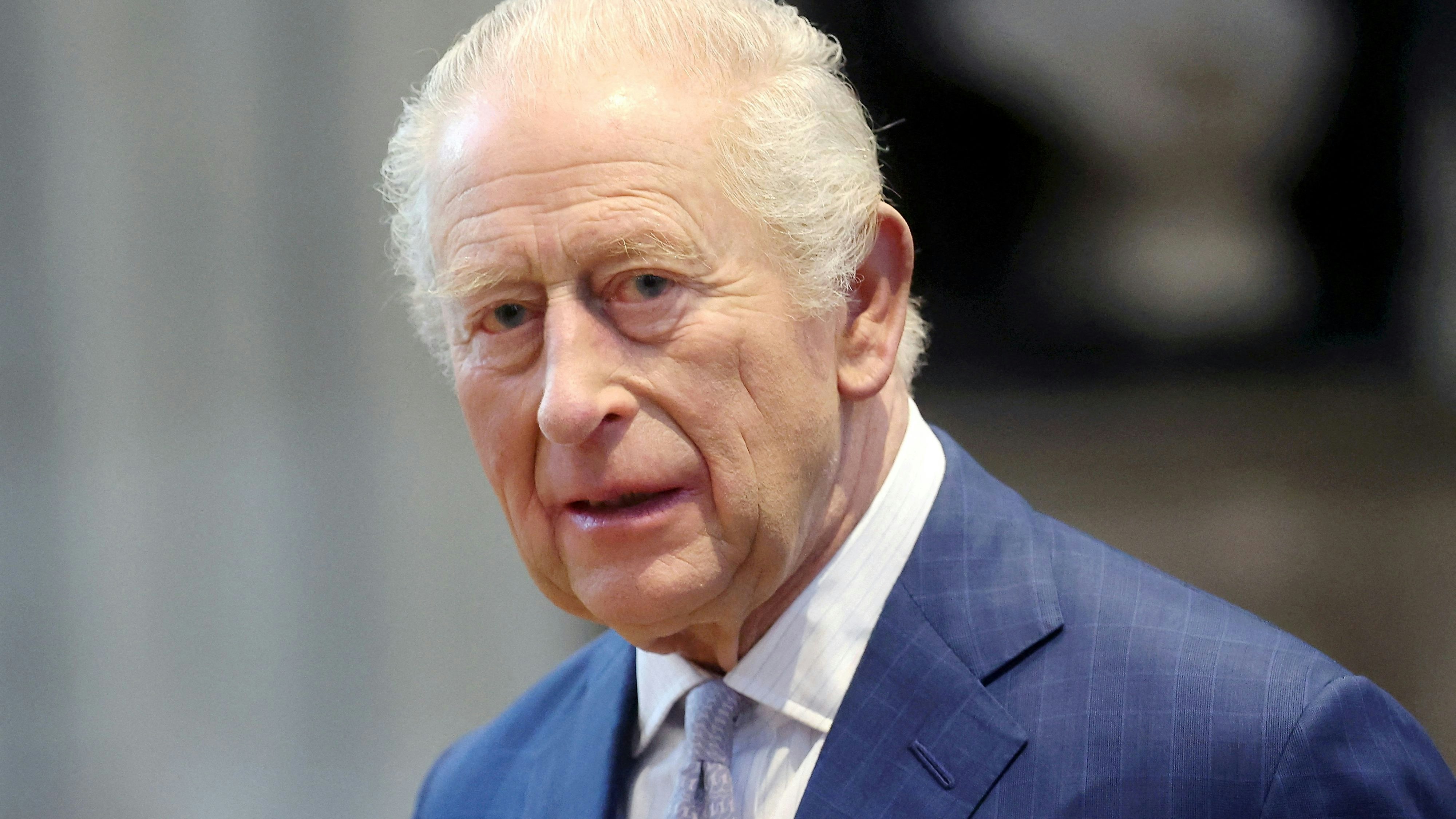 „Seine Majestät …“: Charles-Todesmeldung schockt Fans