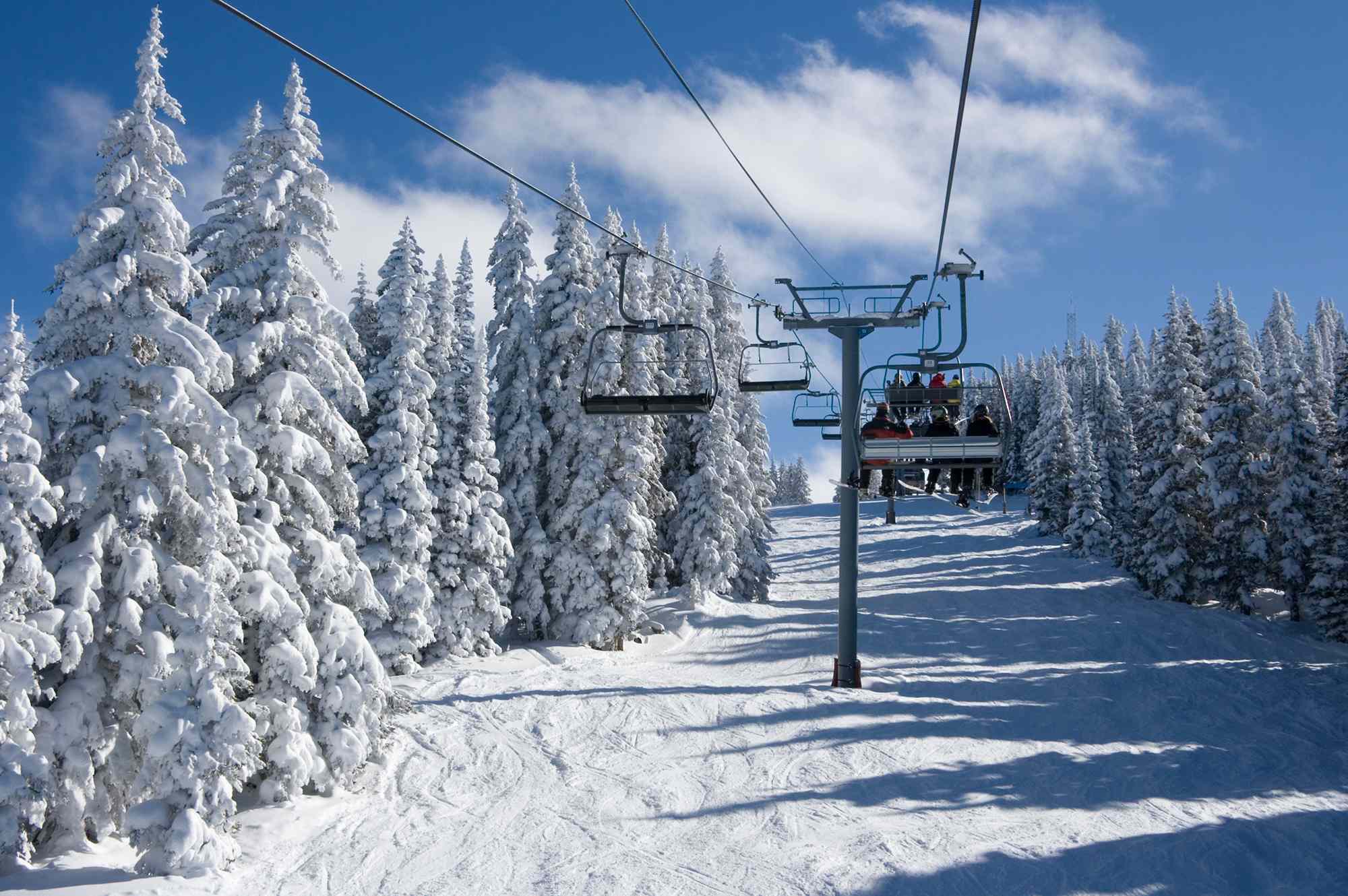 Vail Resorts just announced a new way to save on lift tickets—here’s ...