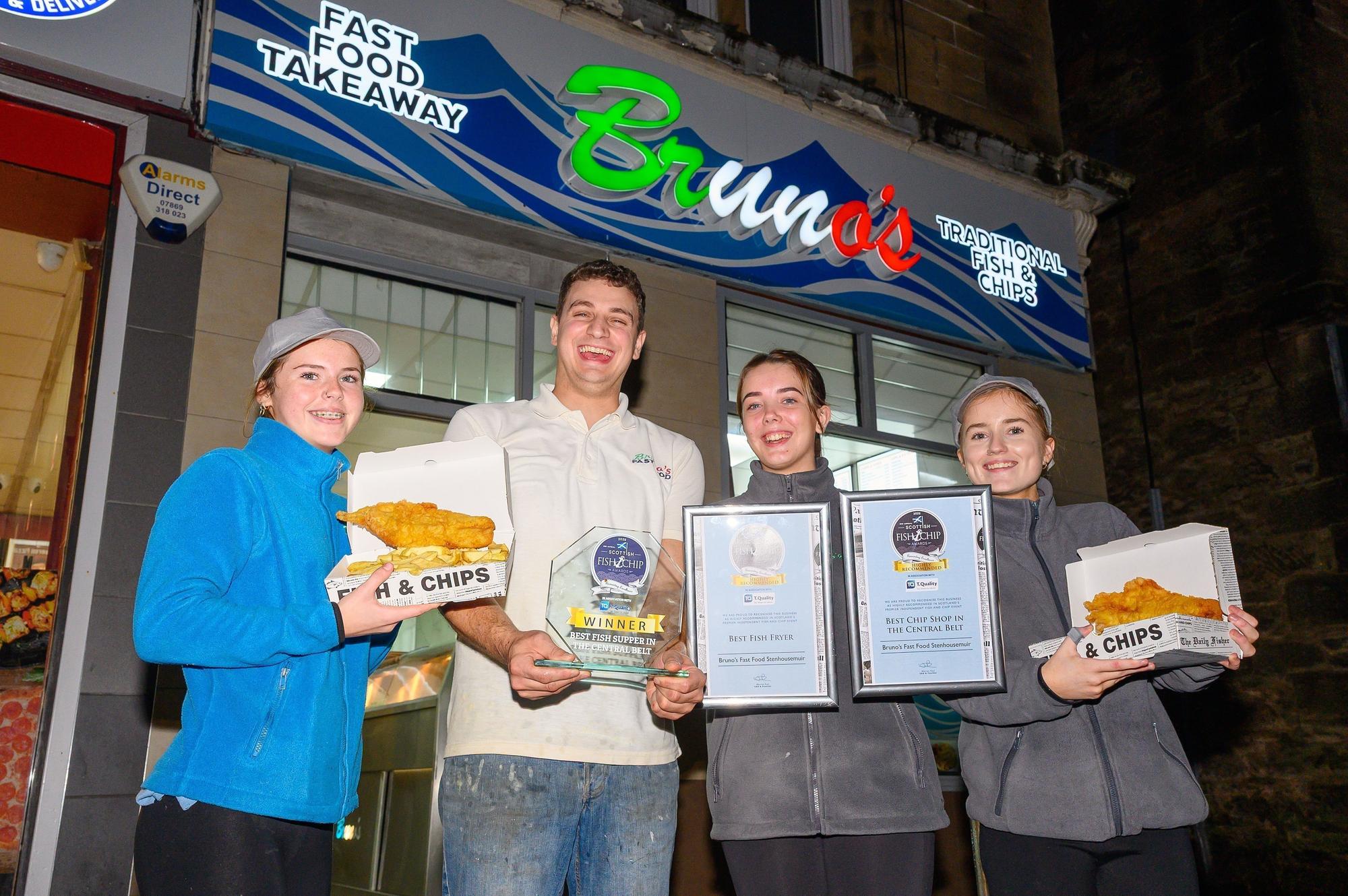Stenhousemuir chippy frying tonight with Santa delivering the fish suppers