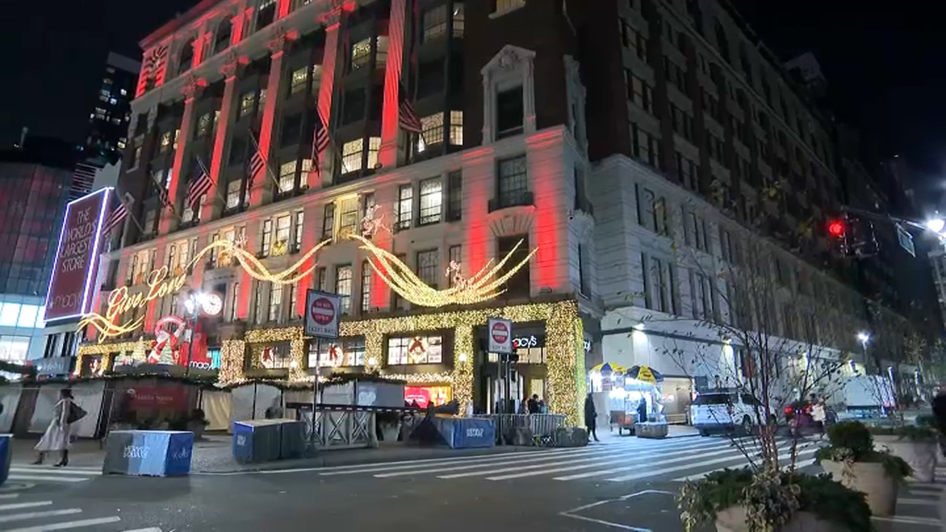 Woman indicted for 'unprovoked' stabbing of a tourist mom in Macy's ...