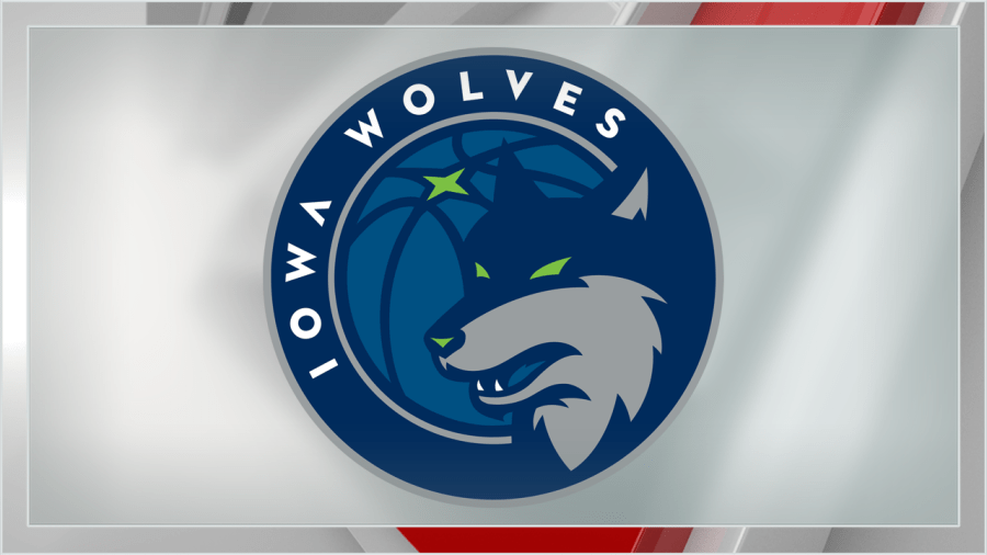 Iowa Wolves host Howliday game with community donation drive