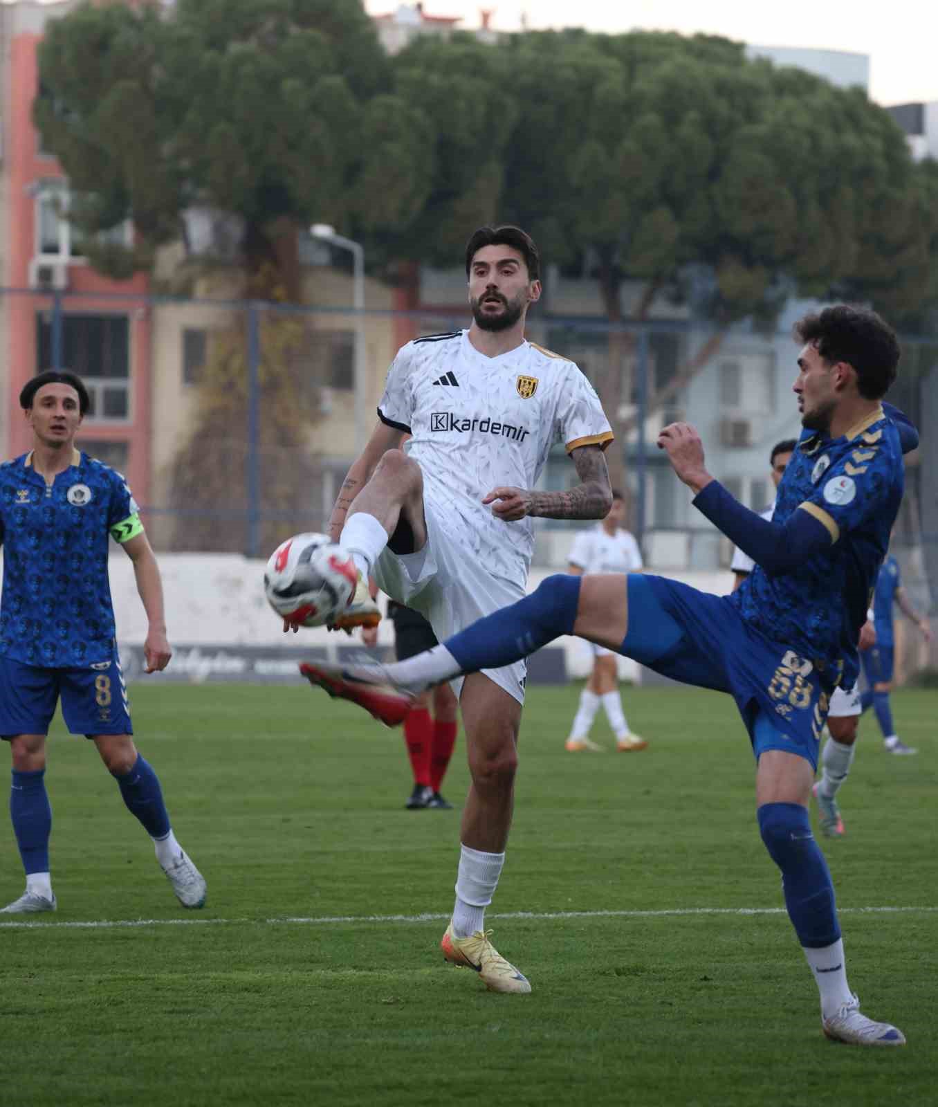 TFF 2. Lig: Menemen FK: 2 - Aliağa FK: 1