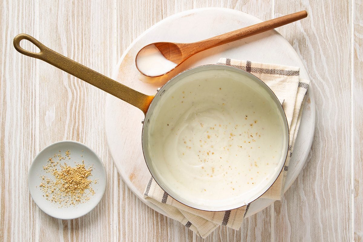 How to make white gravy