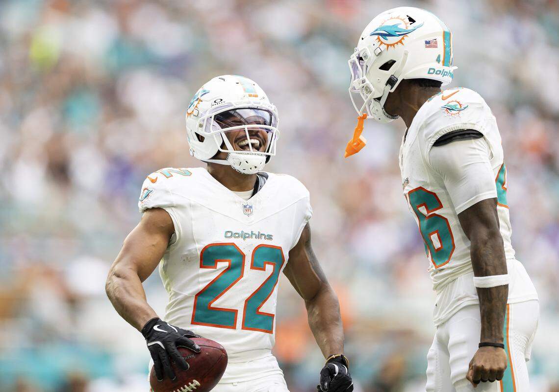 Dolphins elevated cornerback Isaiah Johnson and reclaimed Hayden Rucci