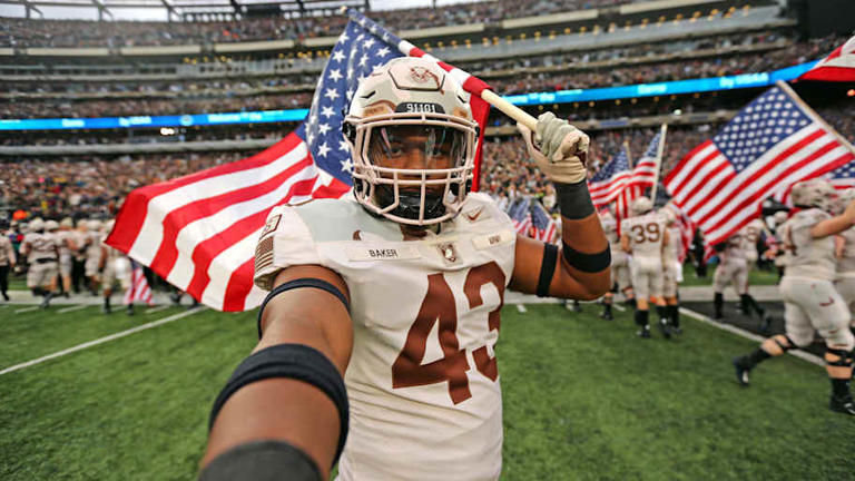 Army vs. Navy 2025 score prediction by expert football model