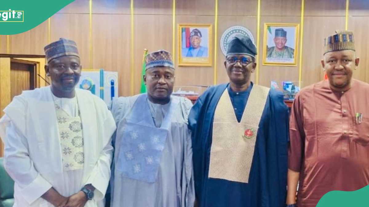 Prominent PDP heavyweight in Zamfara joins APC, gives reason for defection