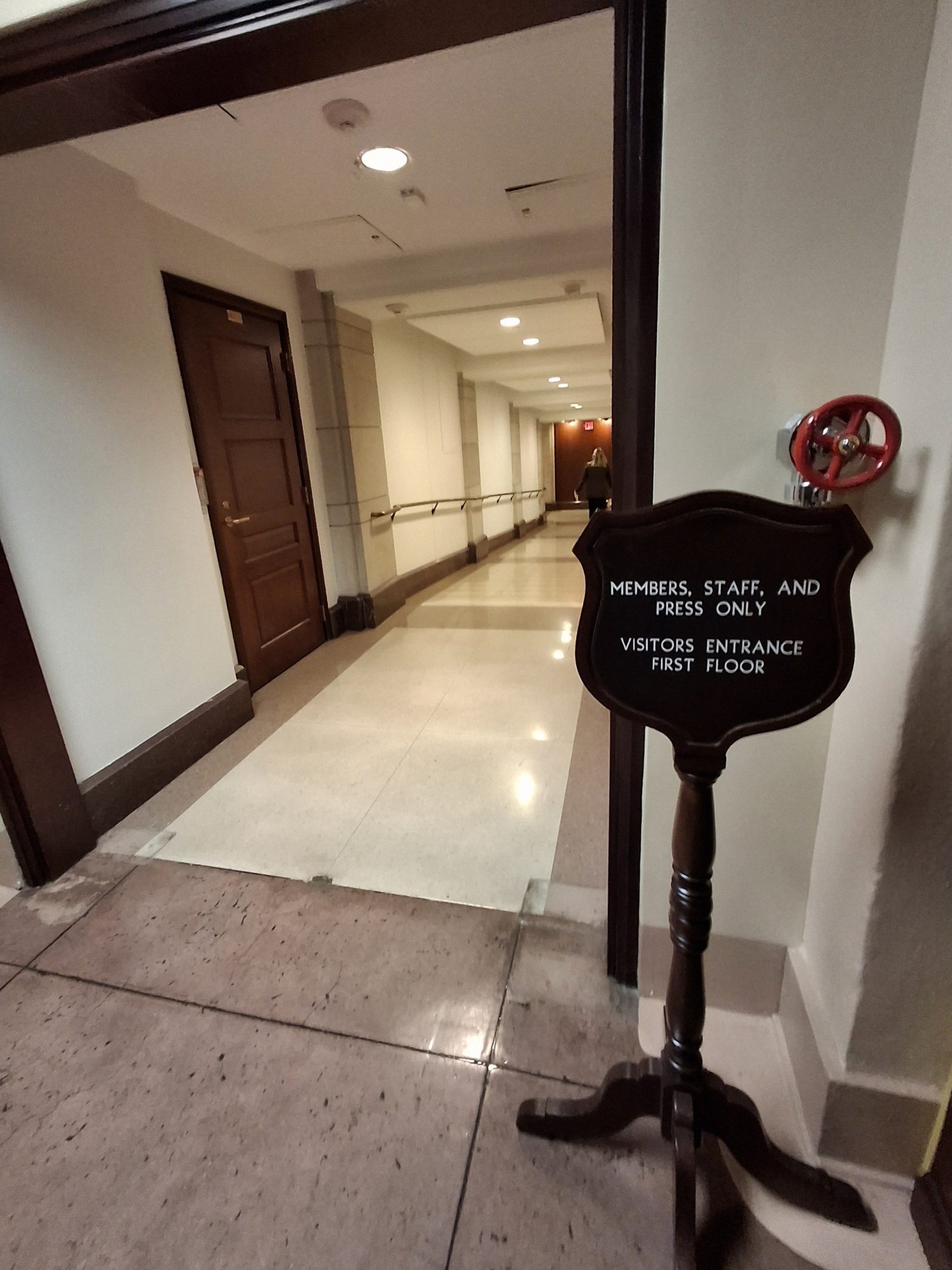 Panel advances plan for making House office buildings easier to navigate