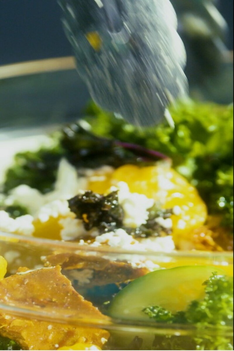 Christmas popcorn memories and snowy 90s childhood