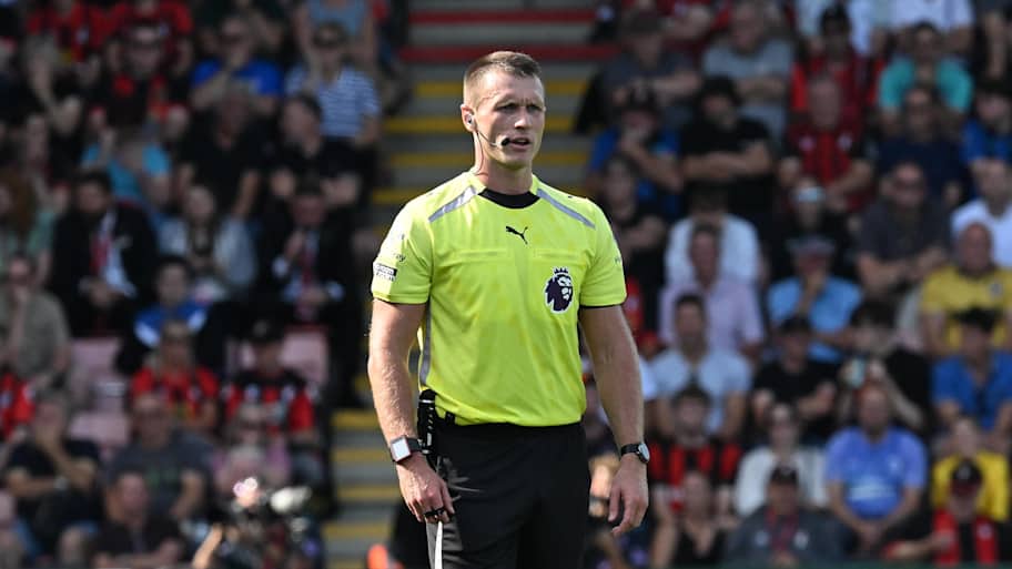 Chelsea vs Everton: Who is the referee and VAR for the Premier League ...