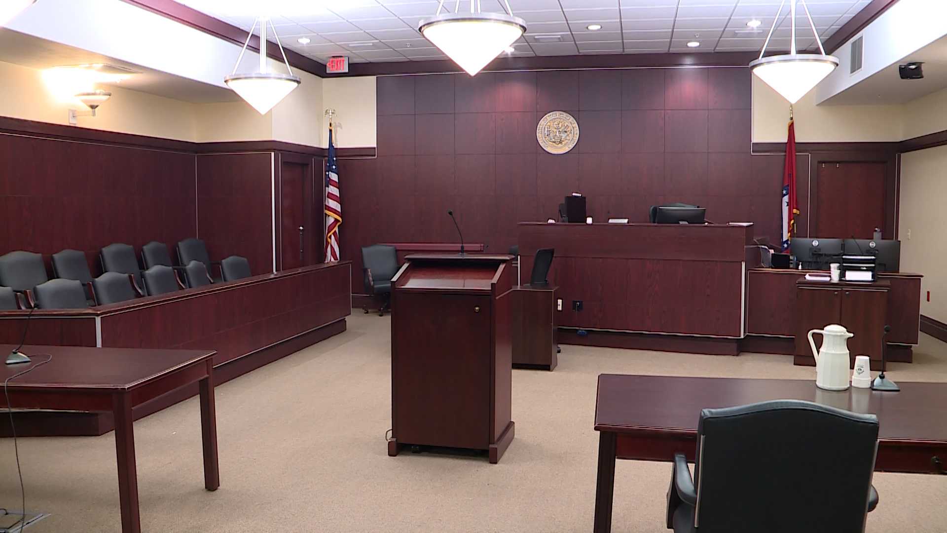 Sebastian County bailiffs subdue defendant after courtroom outburst