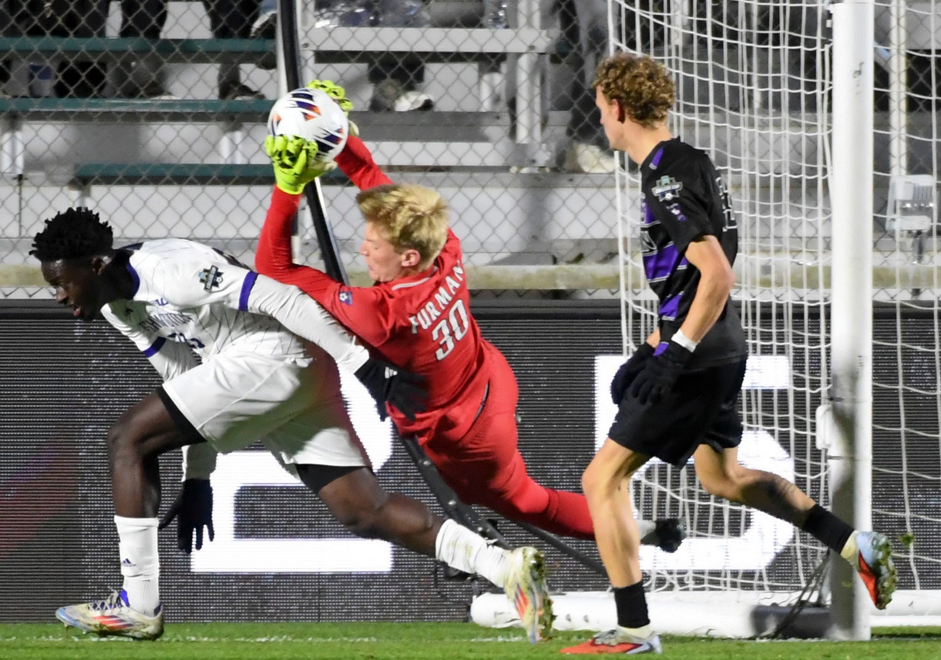 Furman falls to Washington in NCAA men's soccer tournament semifinals