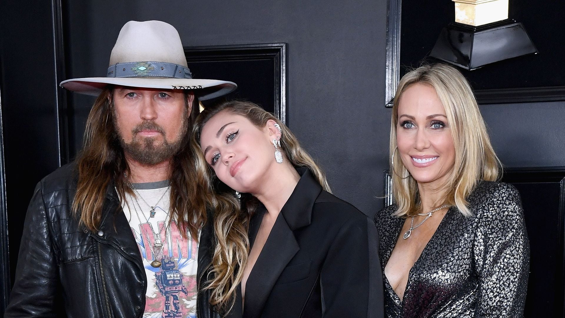 Billy Ray Cyrus seeks thousands from woman who claimed she is Miley's ...
