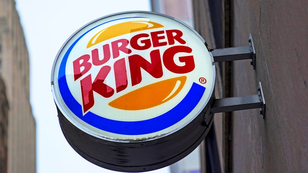 24-year-old critically injured in stabbing at Northwest Side Burger ...