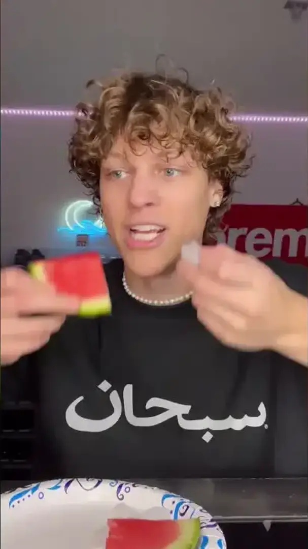 Watermelon and ice cube smoke hack