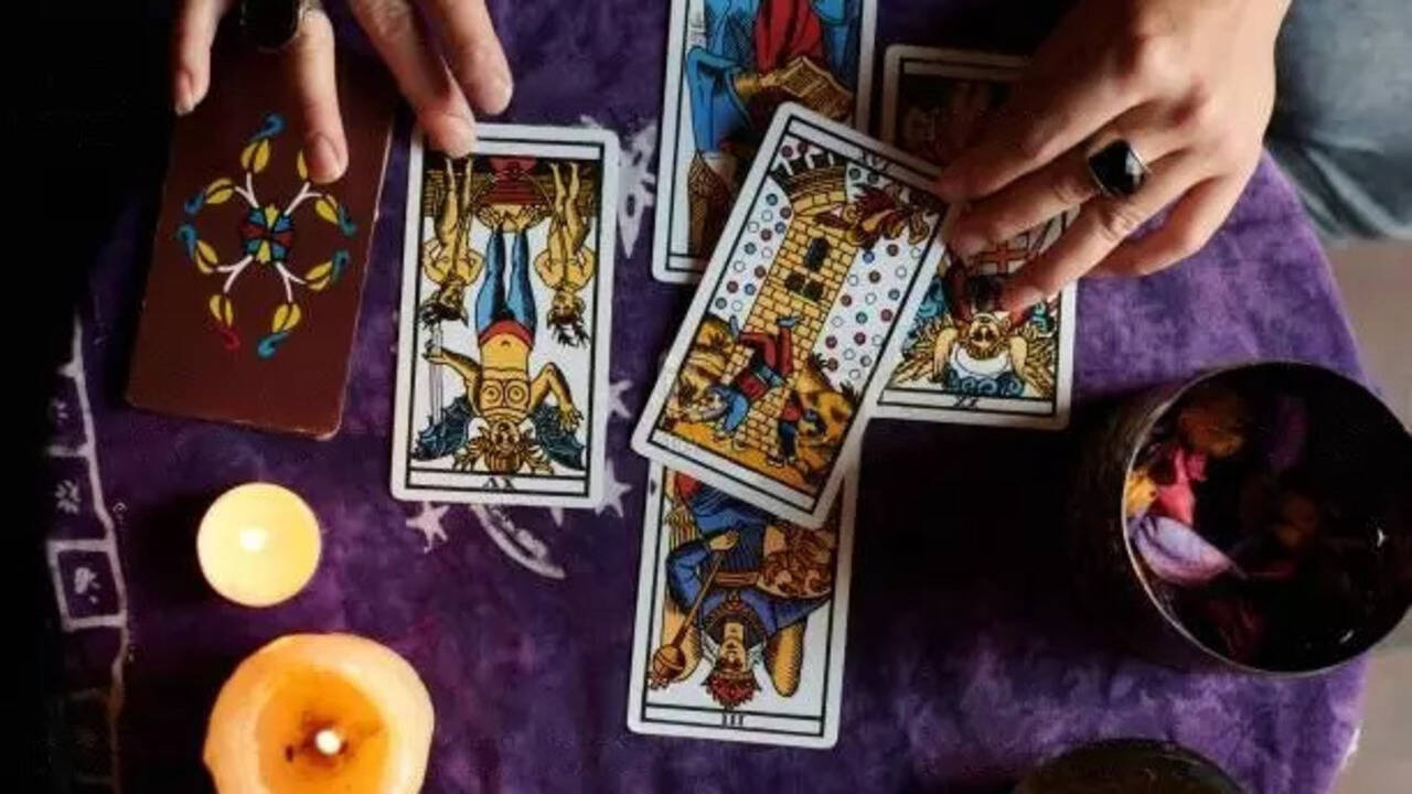 Daily tarot reading—December 13, 2025: Guidance for work, travel and ...