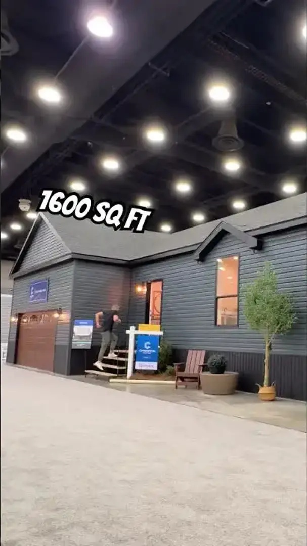 Stunning 1600 sq ft prefab home tour!
