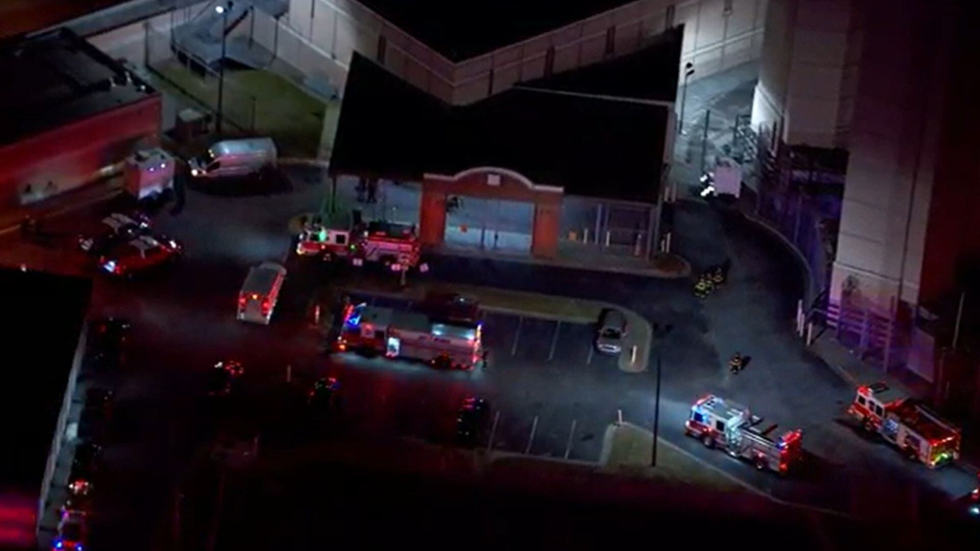 Multiple people injured in fire at Fulton County Jail caused by inmate ...