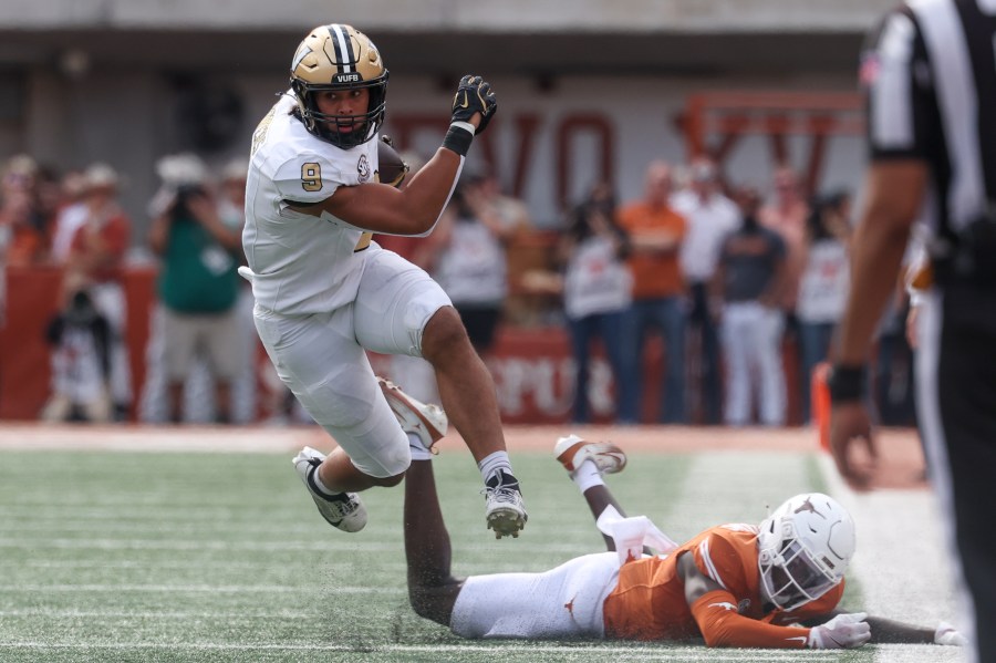 Vanderbilt tight end Eli Stowers wins John Mackey Award