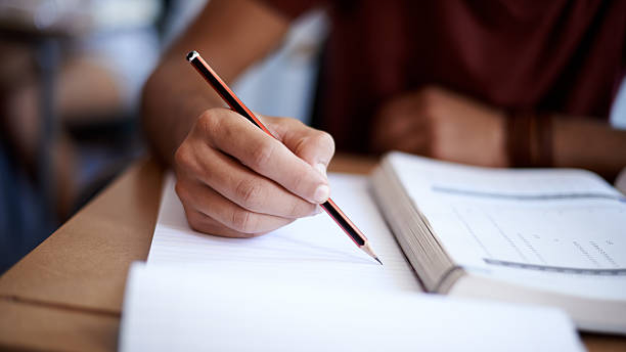 How to remember everything for exams: 5 proven study methods