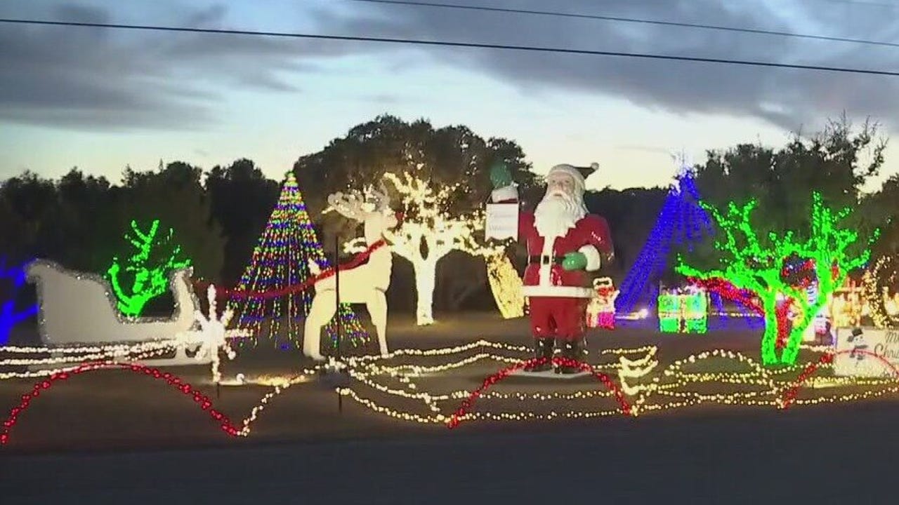 Maywald Christmas light display: The final showing