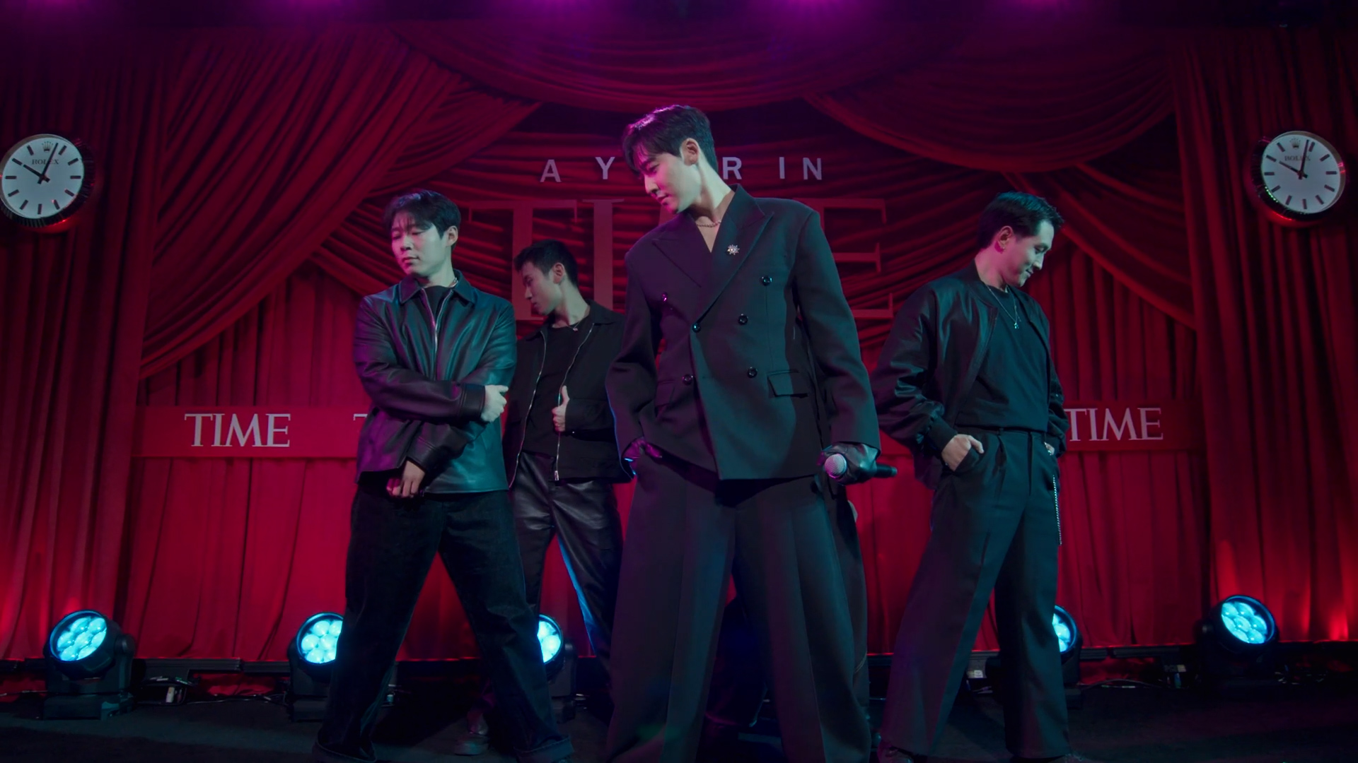 'KPop Demon Hunters' Singer Kevin Woo Performs "Soda Pop"