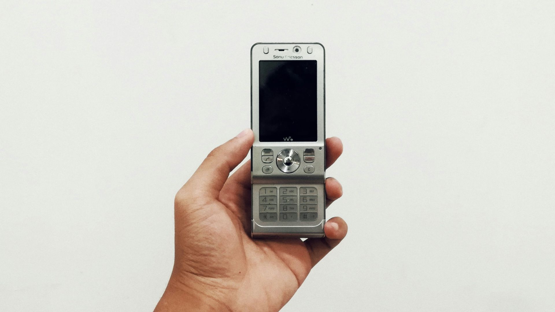 Looking for a digital detox? Why people are turning to "dumb phones"