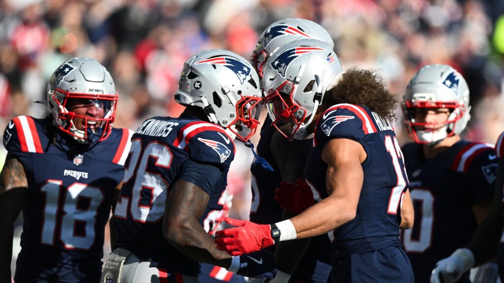 Patriots predictably downgrade pair prior to AFC championship
