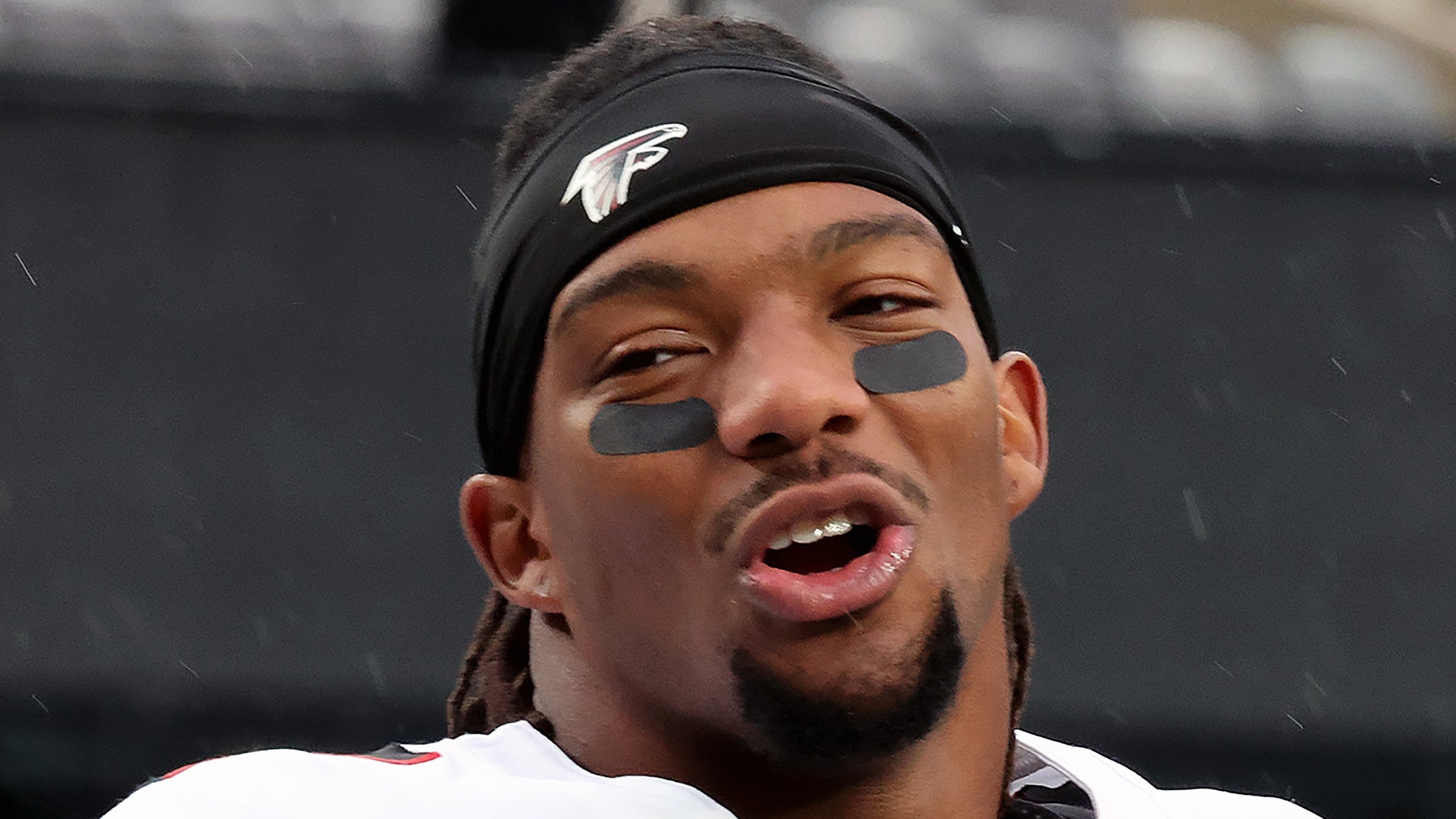 NFL star apologizes for using homophobic phrase in postgame interview