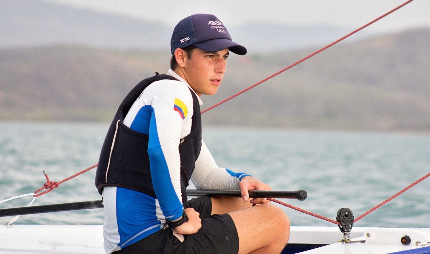 El velerista colombiano Simón Gómez se coronó campeón del mundo