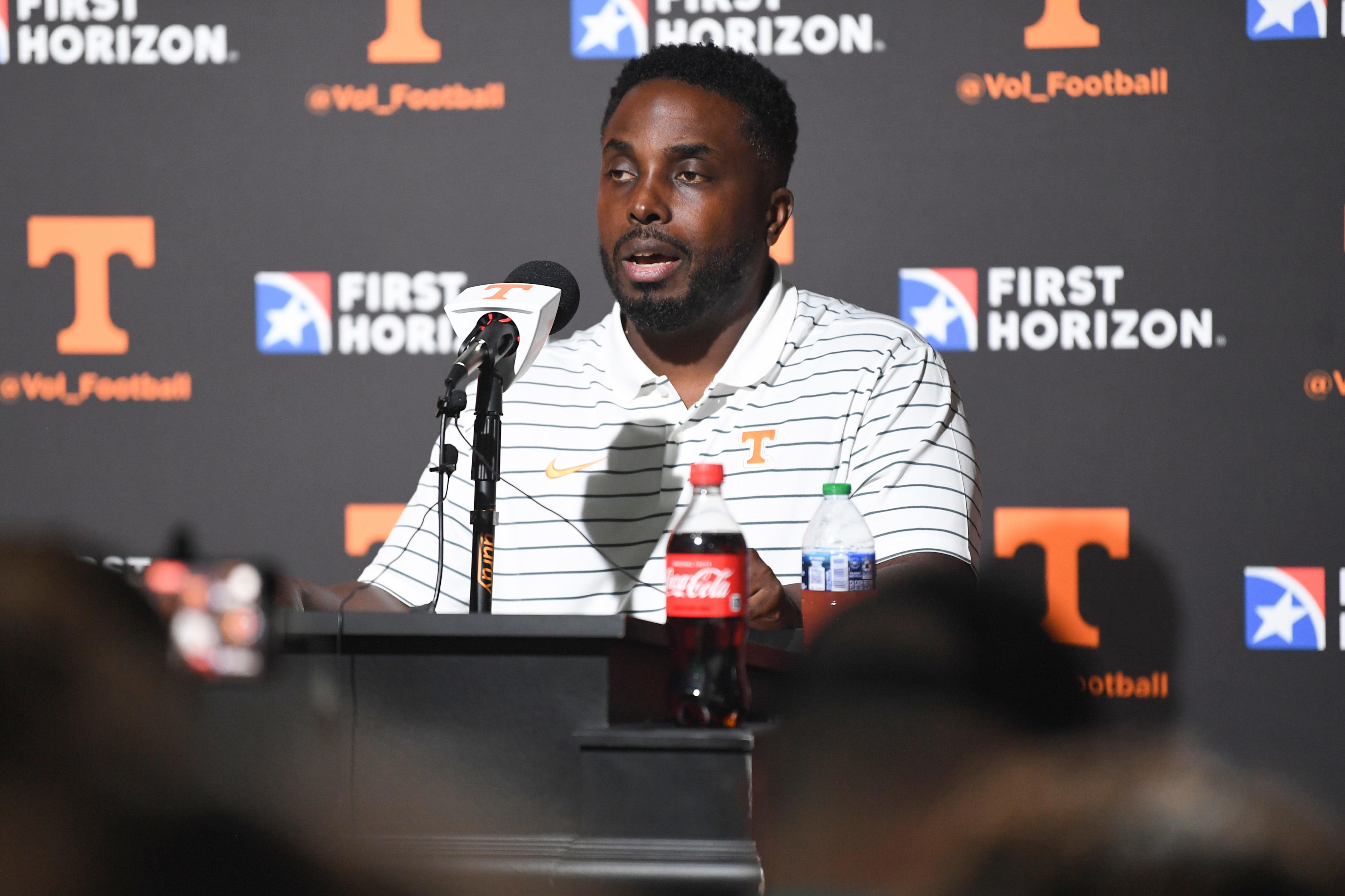Former Tennessee DC Tim Banks joins Auburn football coaching staff