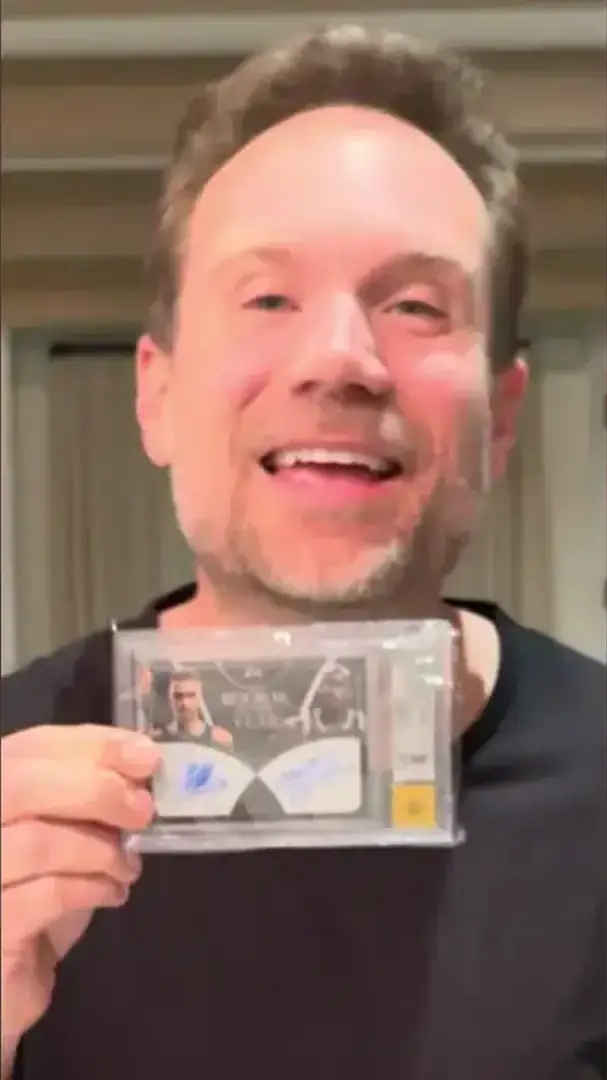 Blind card grading reveal with Beckett