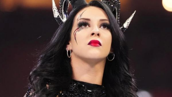 La mosca que no fue a votar: el mensaje de Stephanie Vaquer previo a ...