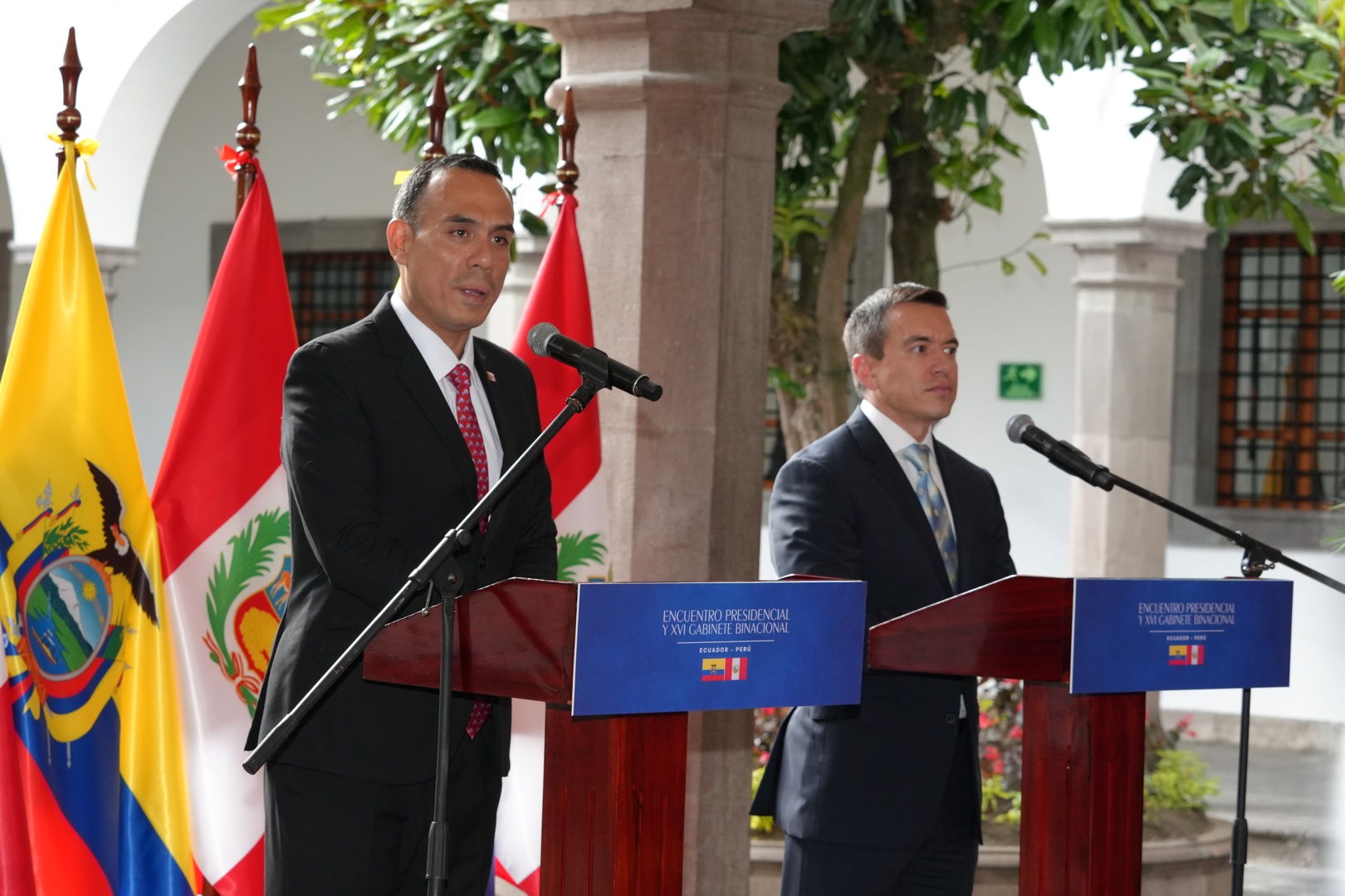 Noboa y Jerí acuerdan en gabinete binacional reforzar las fronteras con ...