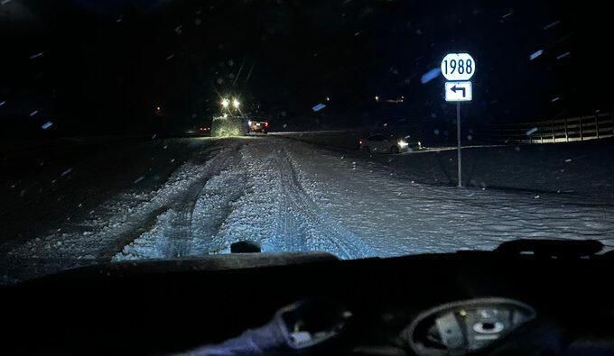 Snow leaves blanket of white, causes few problems in Mercer County