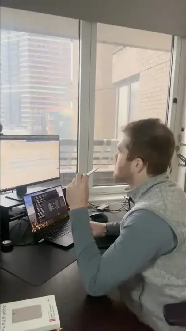 Cameron Galbraith: Plaud Note review: a ChatGPT empowered AI voice recorder