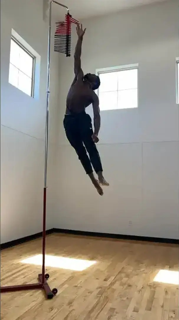 Insane vertical jump reach test
