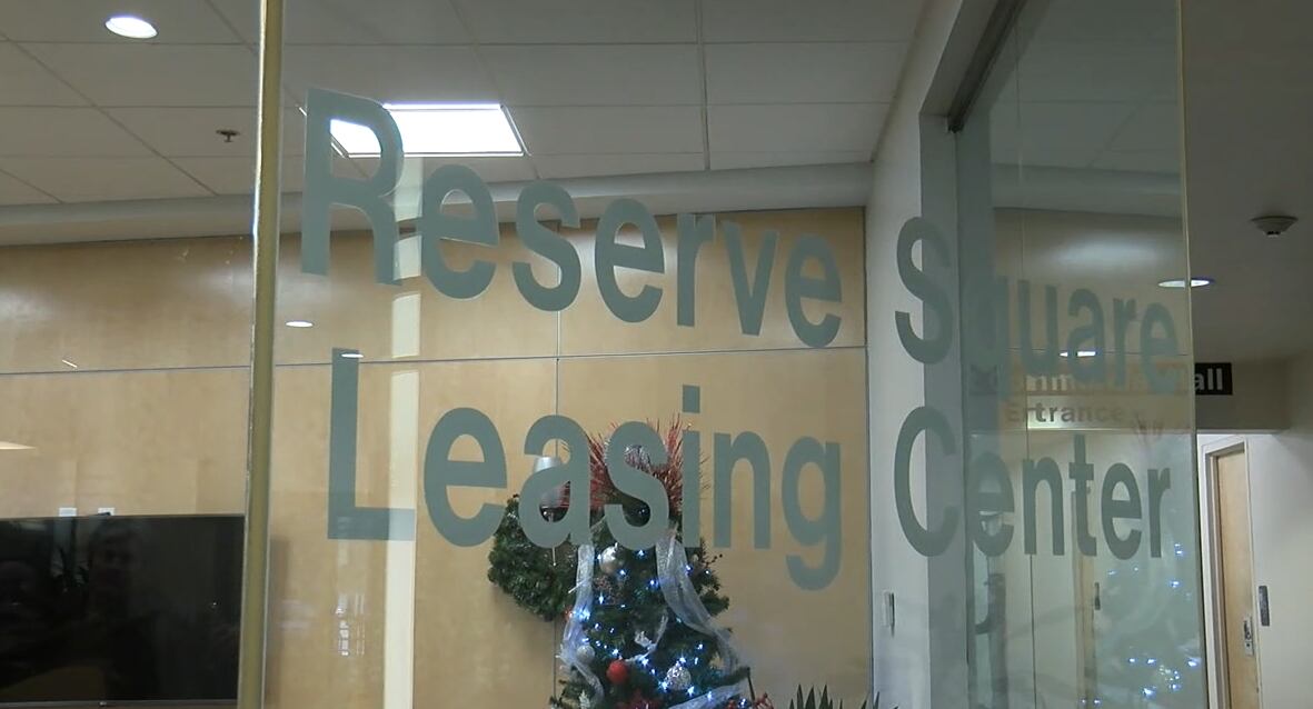Cleveland city inspectors investigate heat complaints at Reserve Square ...