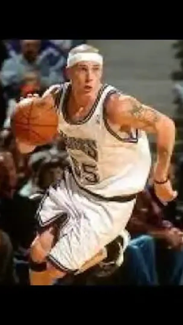 NBA Kings trade Jason “White Chocolate” Williams for Mike Bibby