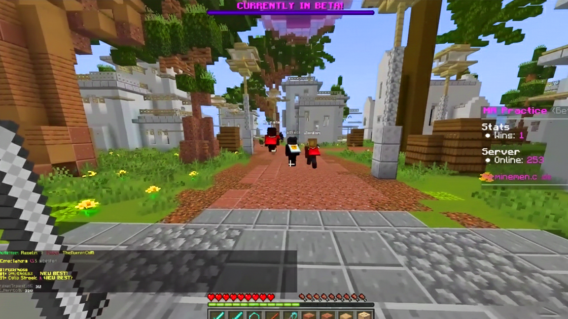 Trying old Minecraft PvP