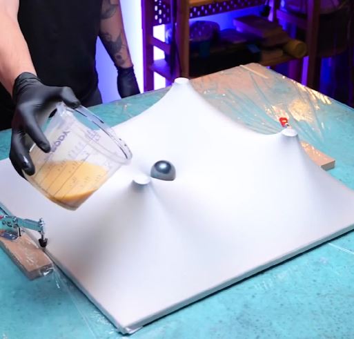 Crafting a magical table that will impress everyone!