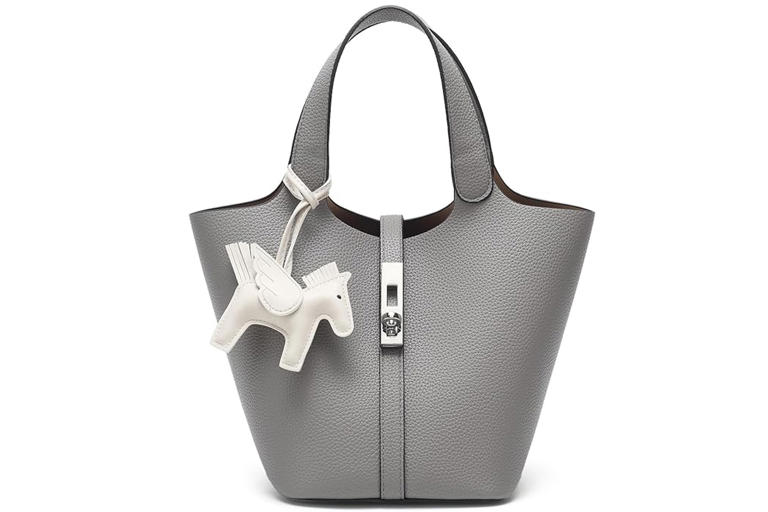 Bethenny Frankel’s $30 bag looks just like Hermès — and comes in a ...