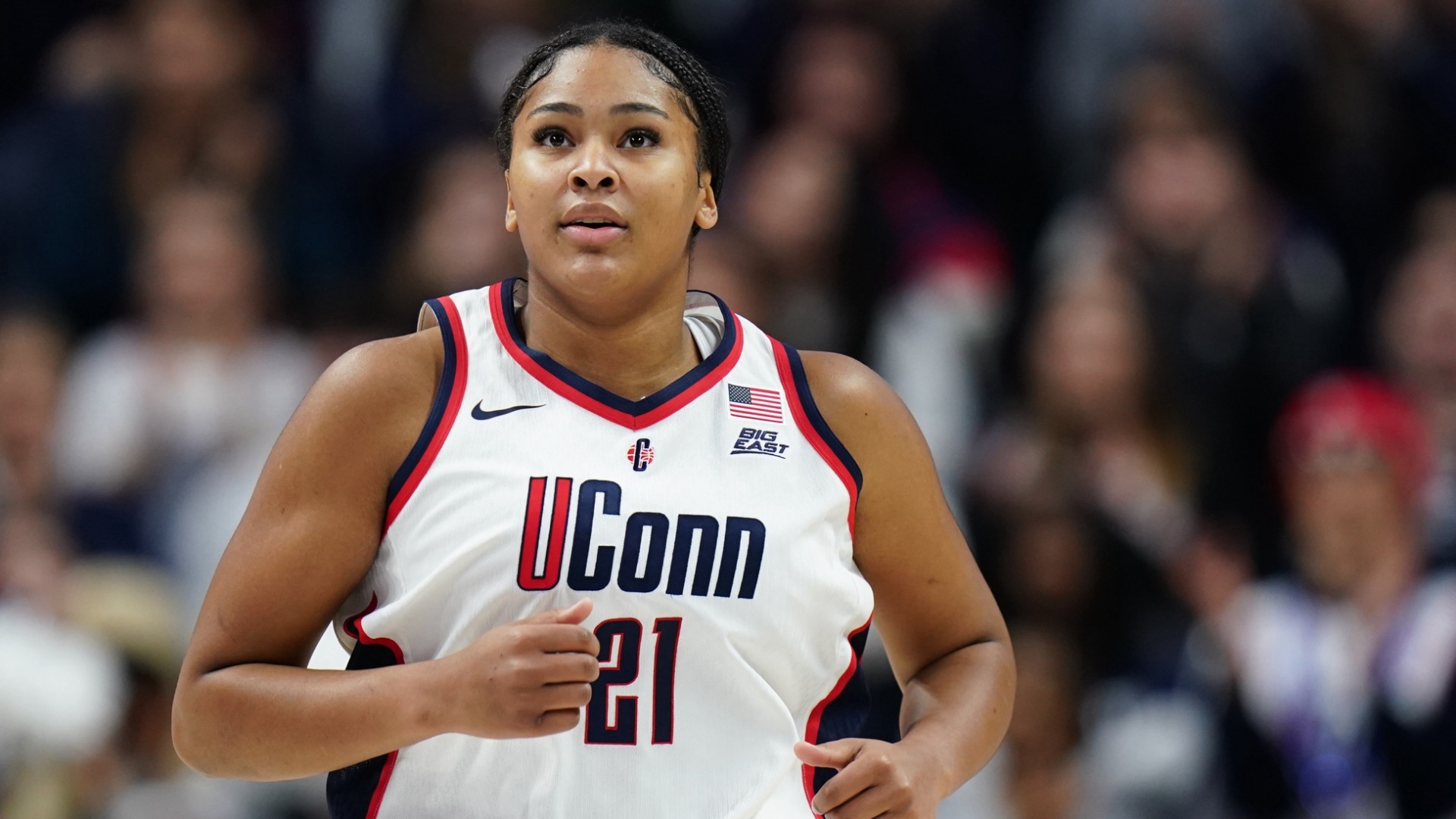 UConn vs. USC showdown: Star players clash in Southern Cal