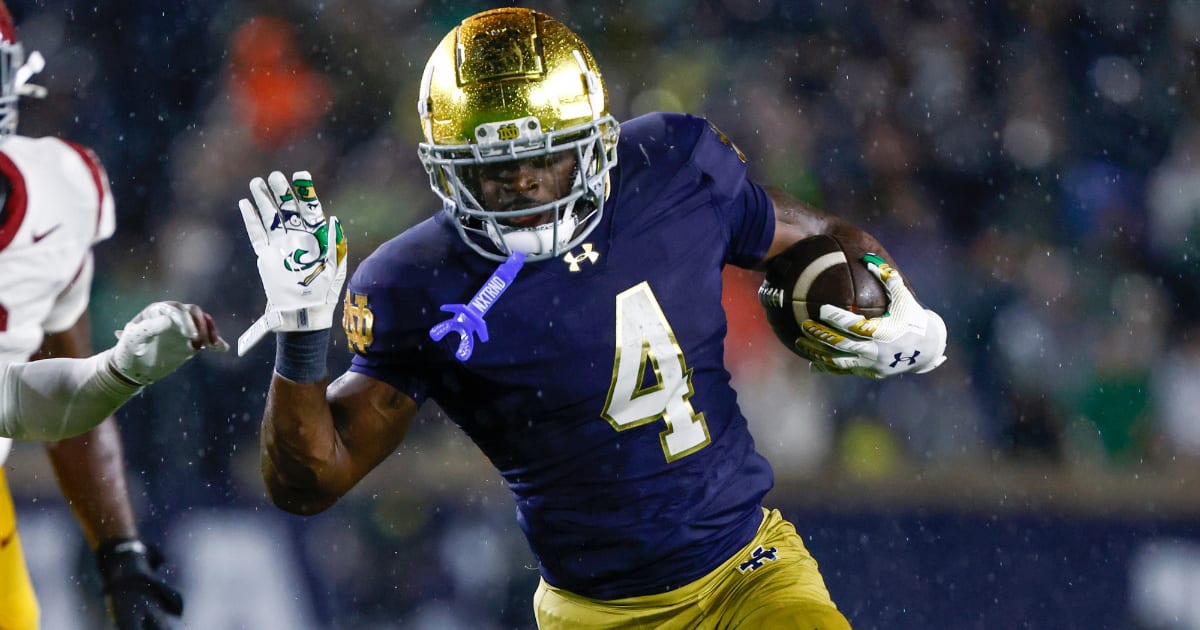 Notre Dame running back Jeremiyah Love wins 2025 Doak Walker Award