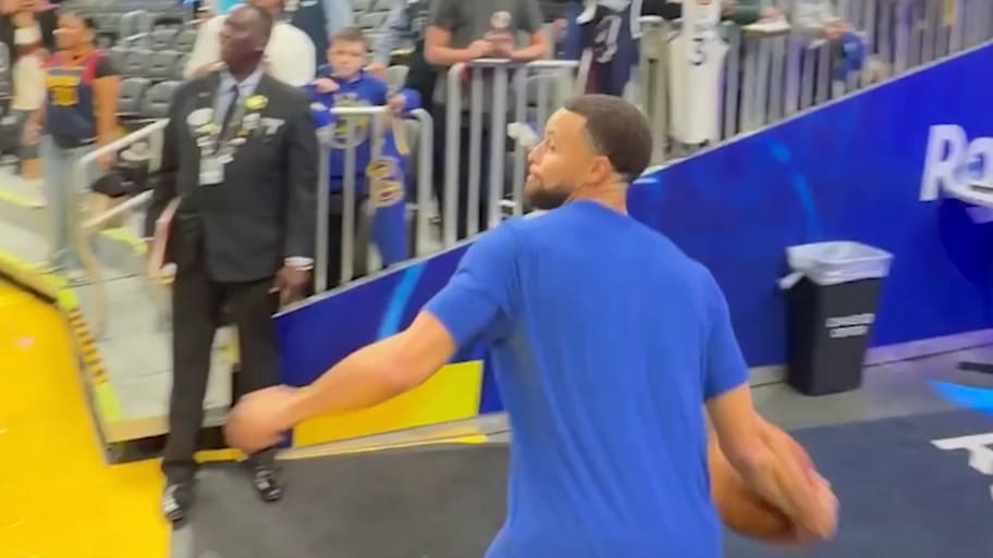 Even Caitlin Clark couldn’t believe Steph Curry’s latest trick shot in ...
