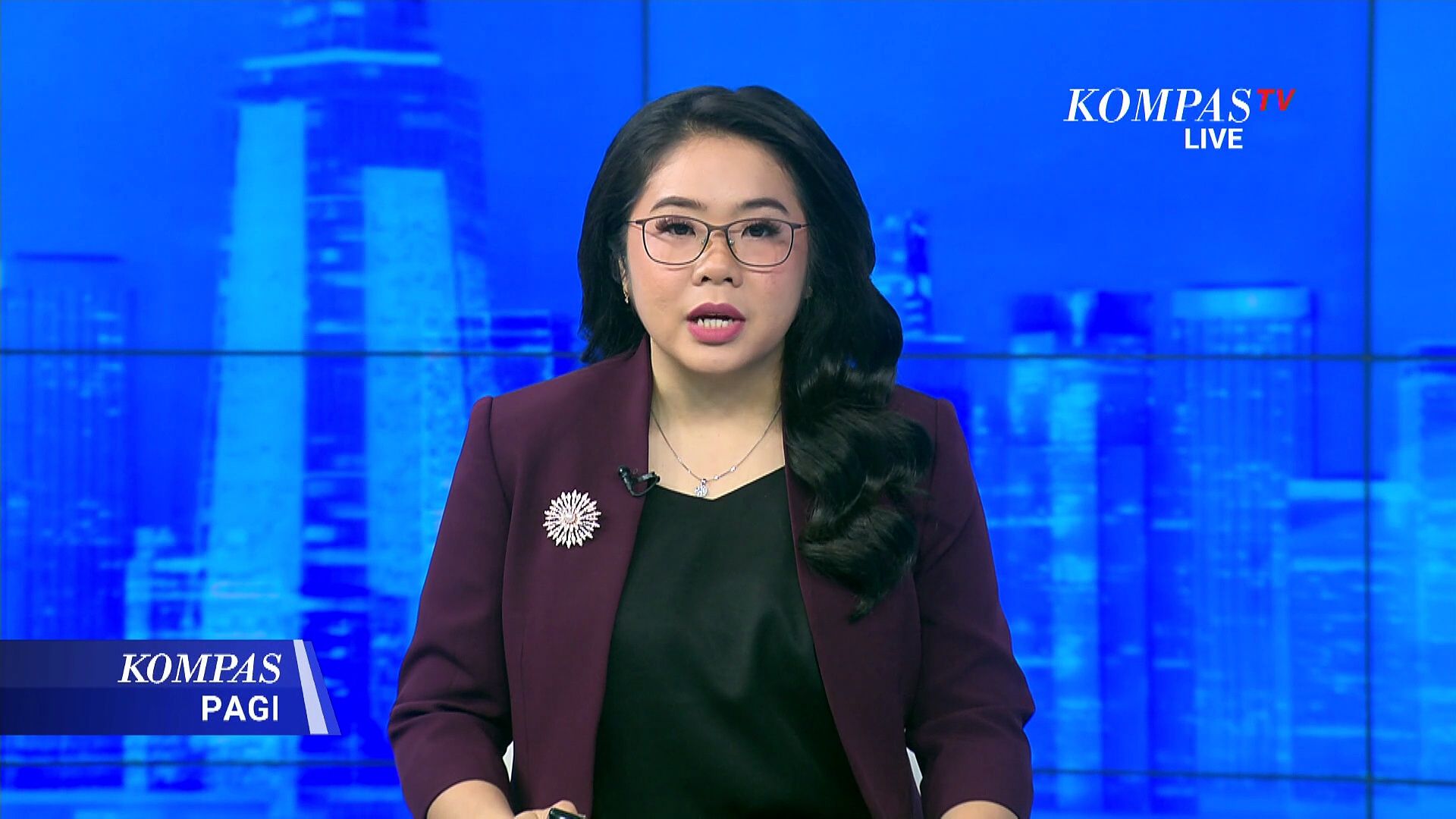 Detik-detik puting beliung terjang kawasan Ancol Jakarta: pohon tumbang ...