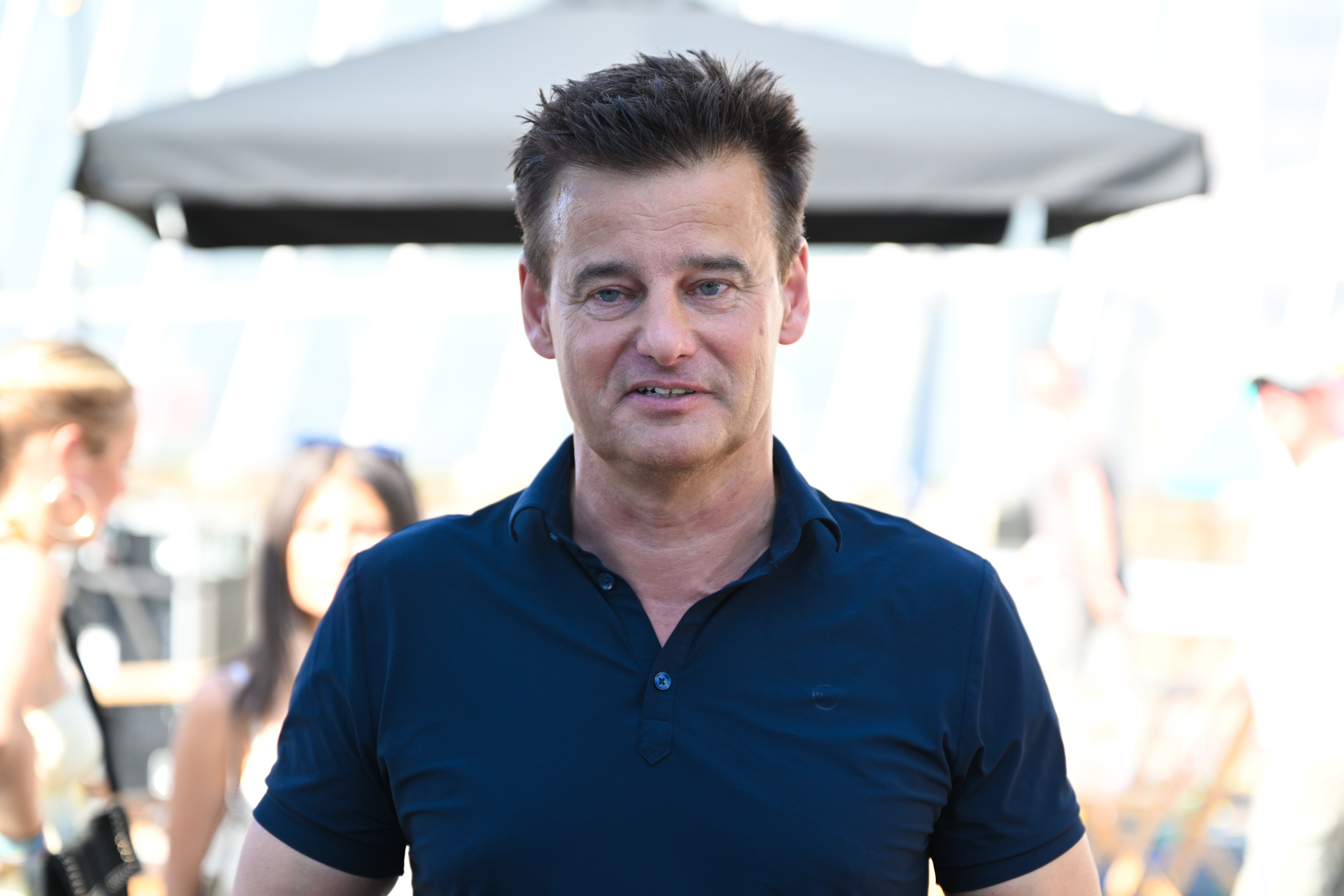 Vrouw van Wilfred Genee stapt uit zijn schaduw