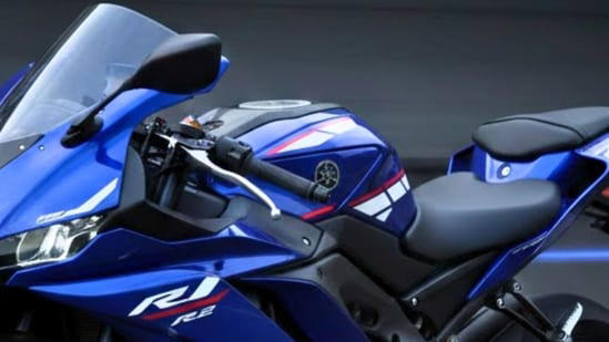 Yamaha files YZF-R2 trademark in India, hints at new supersport between ...